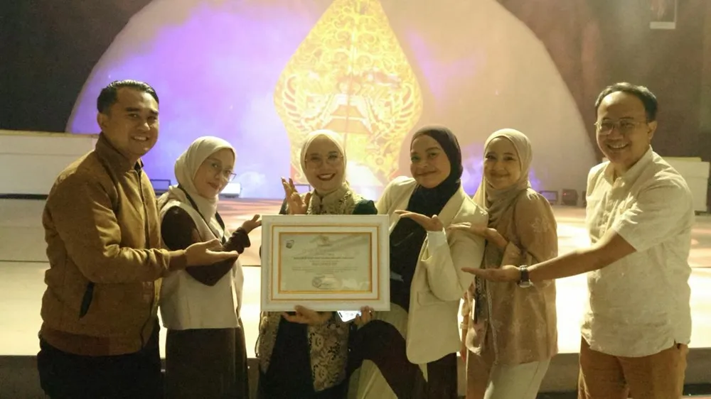 Biro Umum Setda Jabar Raih Predikat Informatif pada Anugerah ...