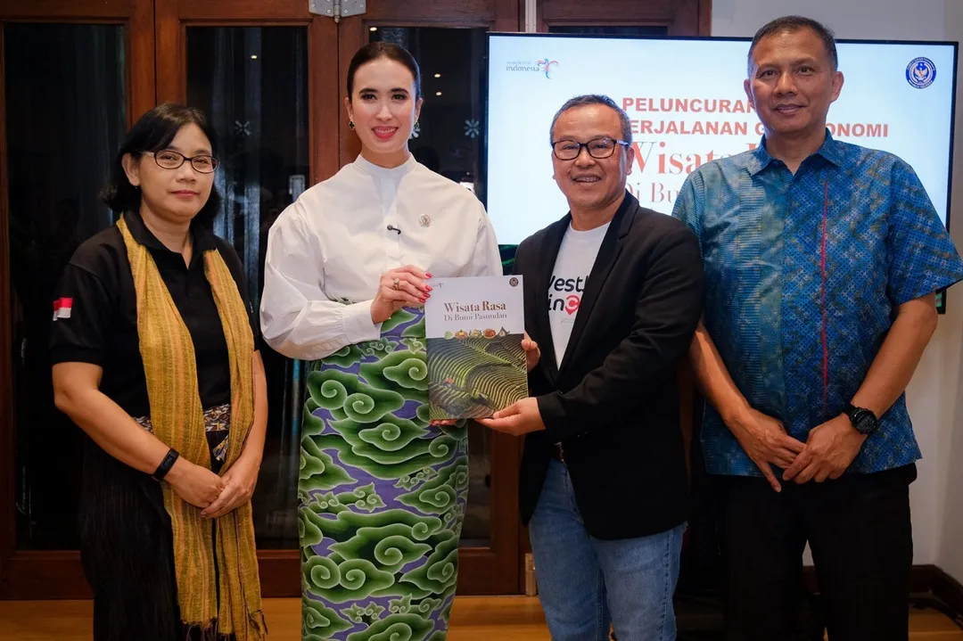 Kementerian Pariwisata Luncurkan Buku Gastronomi 'Wisata Rasa di Bumi ...